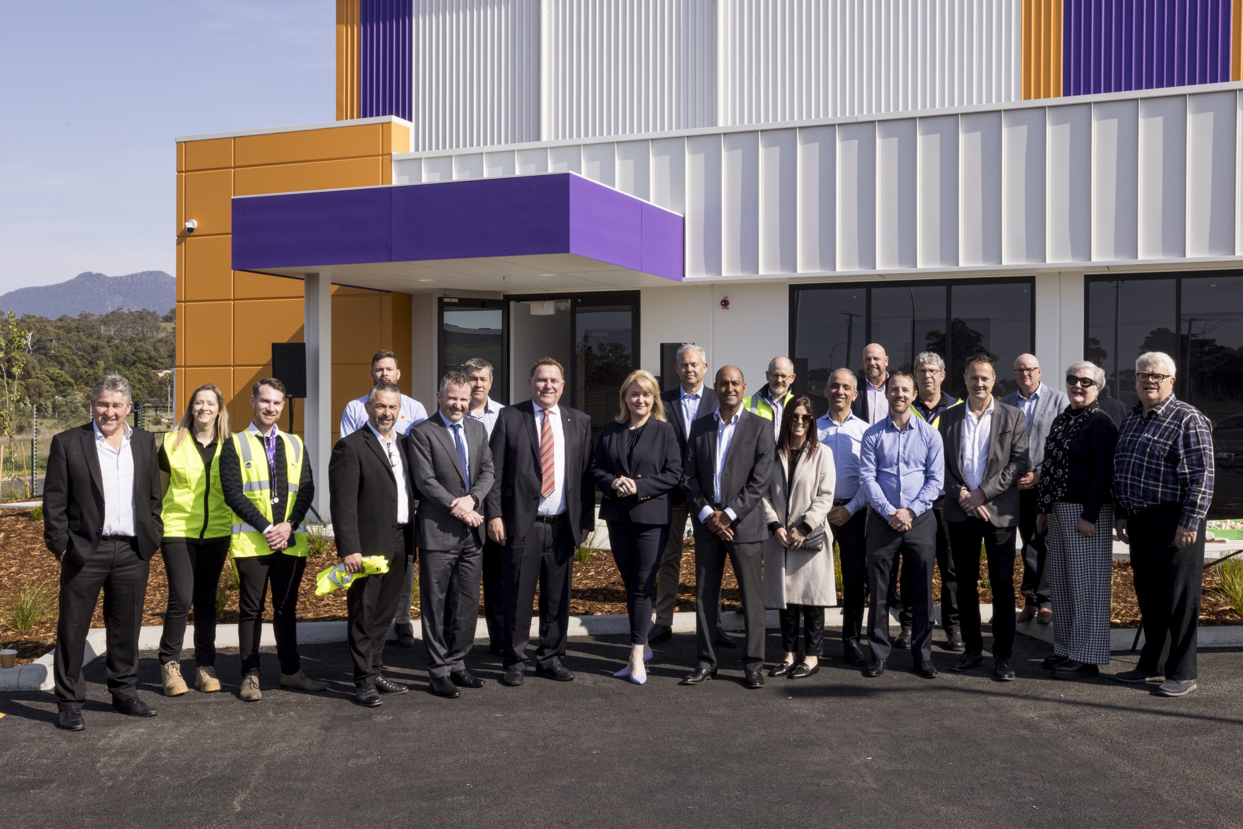 New state-of-the-art Sigma distribution centre opens in Tasmania - Sigma Co